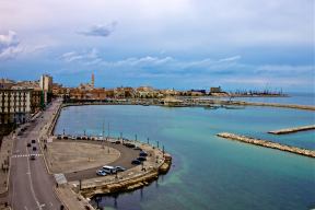 2° Congresso di Sezione INFN e Dipartimento di Fisica di Bari - INFN ...